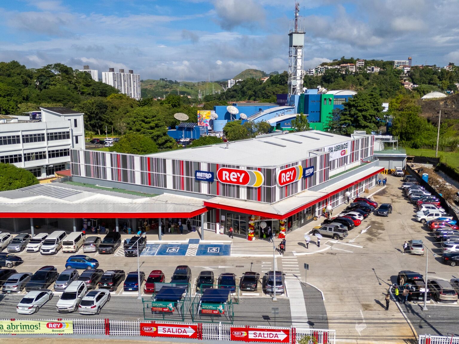 Supermercados Rey – Grupo Rey